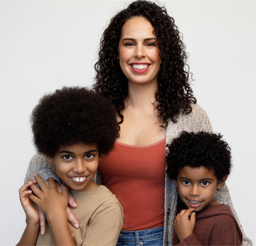 Initiatives & Donations: la Vie en Rose Supports Women | la Vie en Rose
